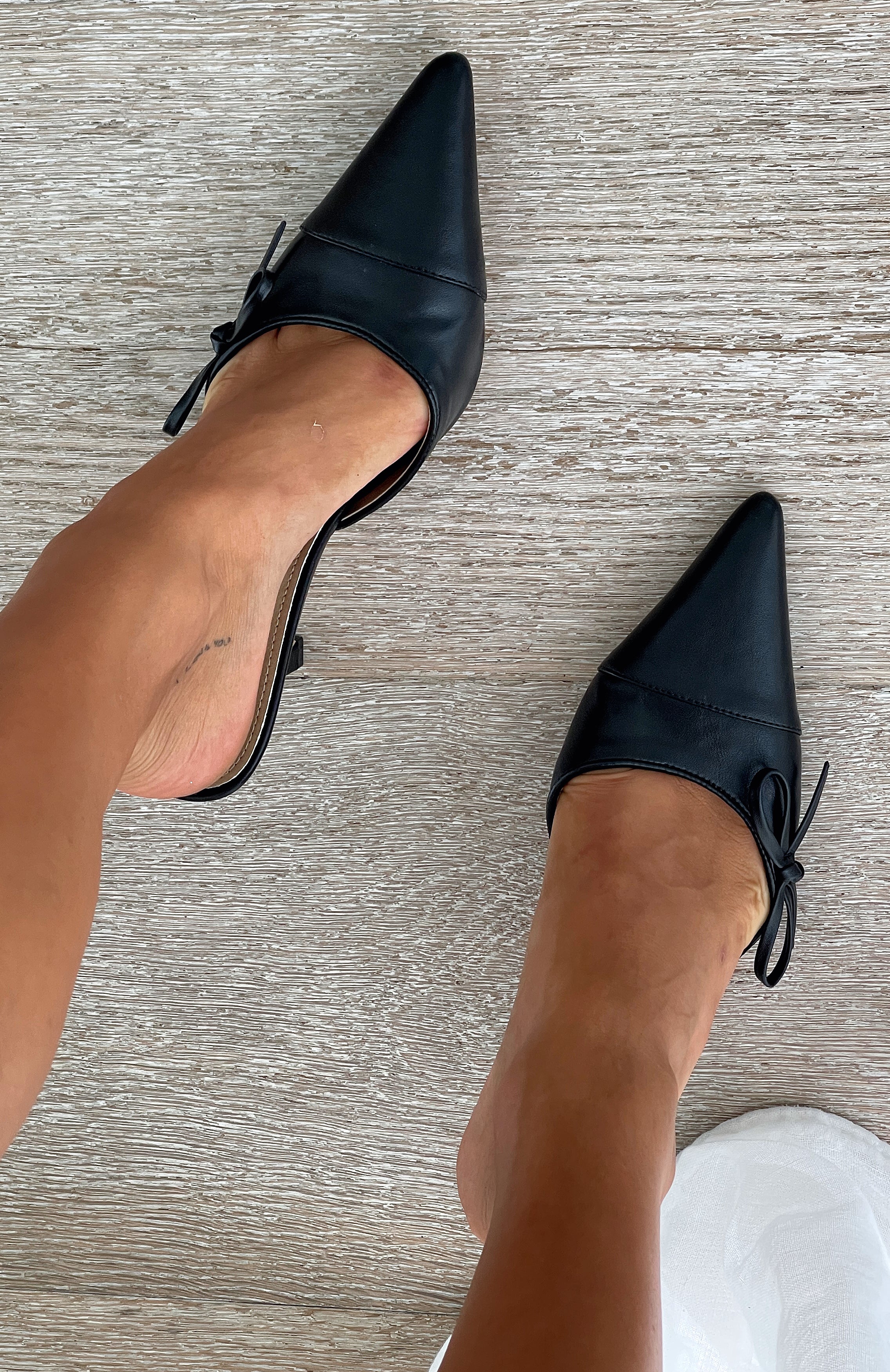 Scottie Heels Black | White Fox Boutique