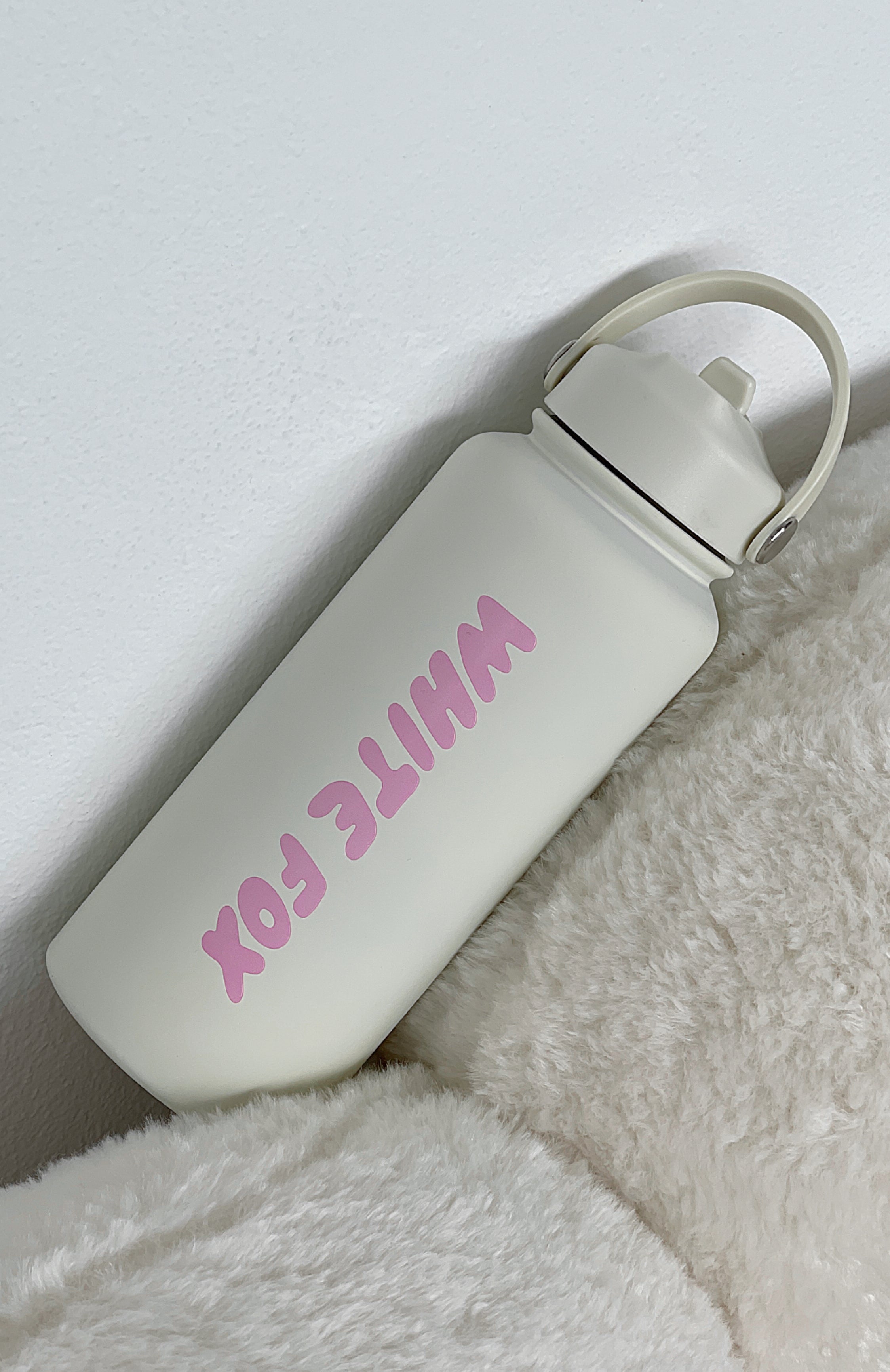 Staying Hydrated Drink Bottle Off 1L White/Pink | White Fox Boutique UK